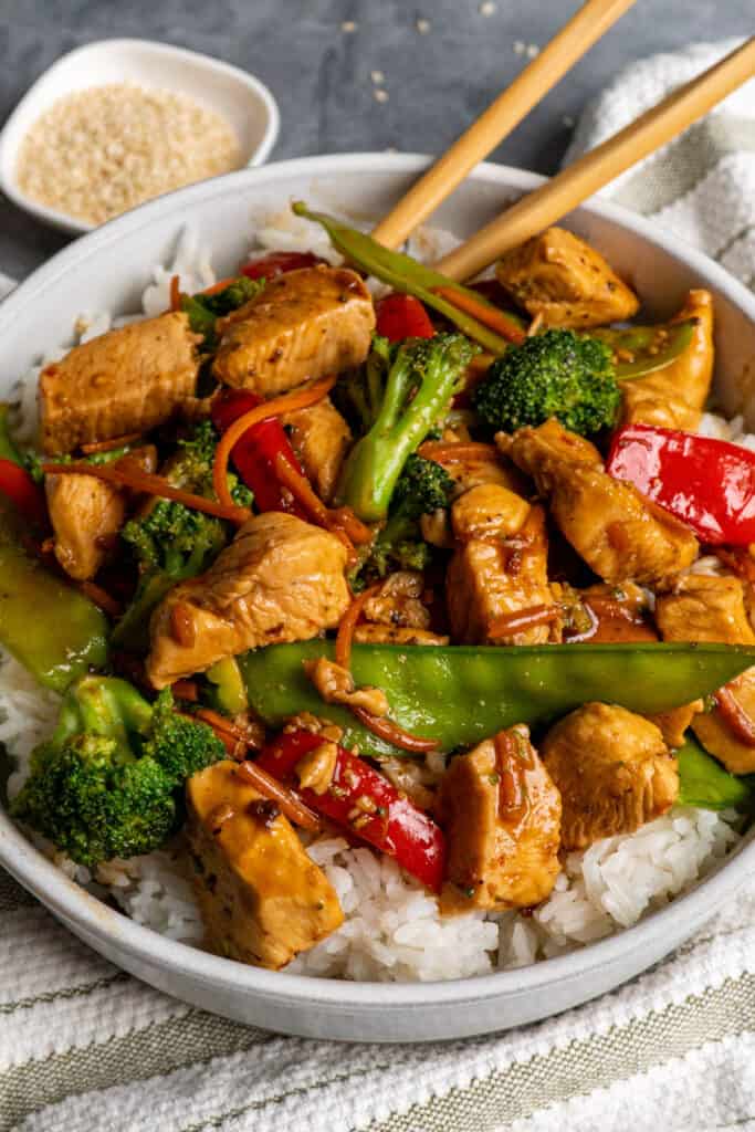 Honey Garlic Chicken Stir Fry - The Cooking Duo