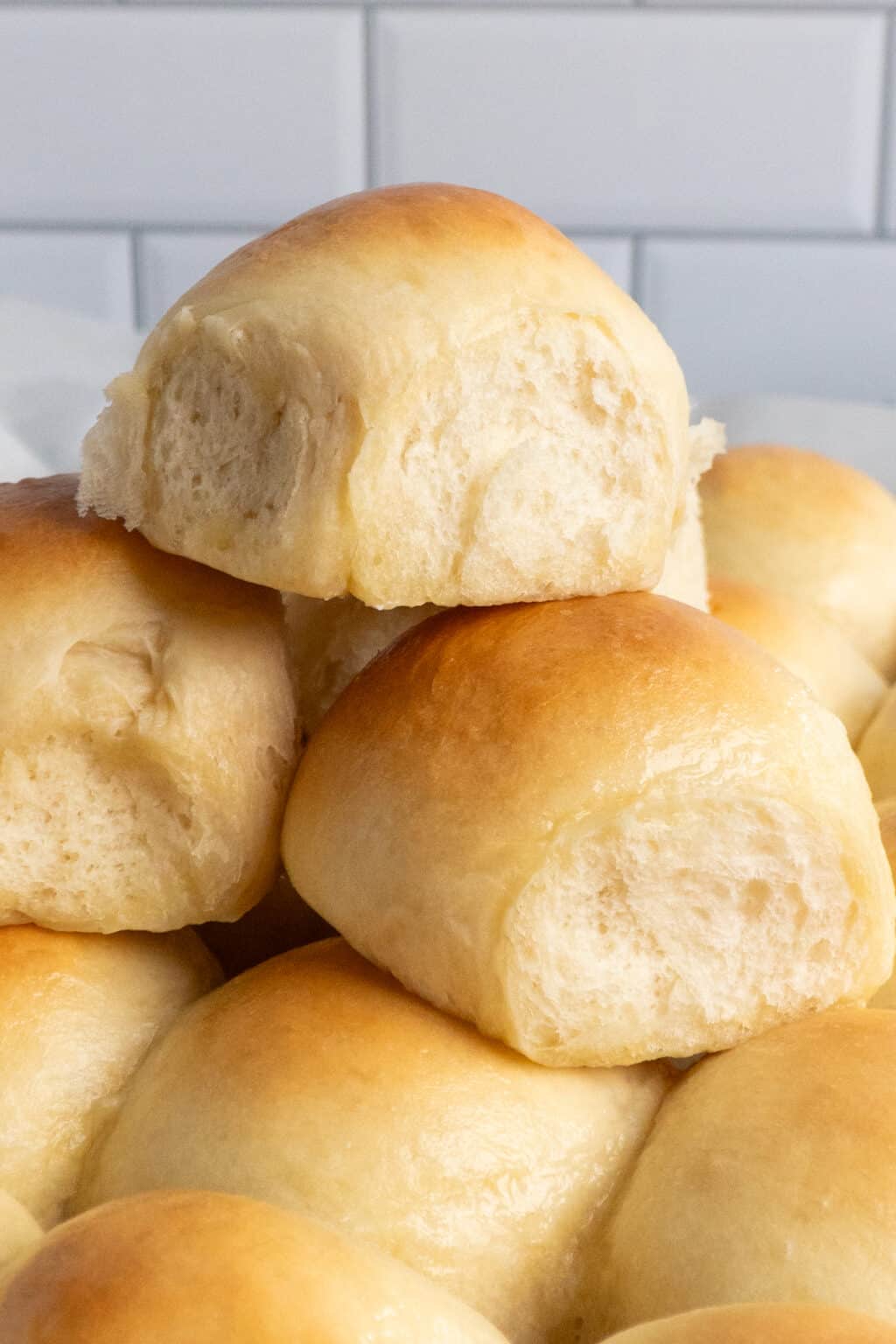 Easy Dinner Rolls - The Cooking Duo