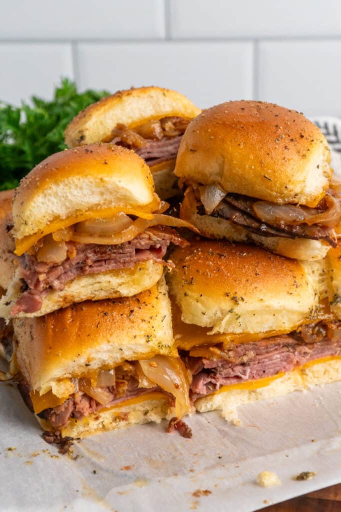 Roast Beef Sliders - The Cooking Duo