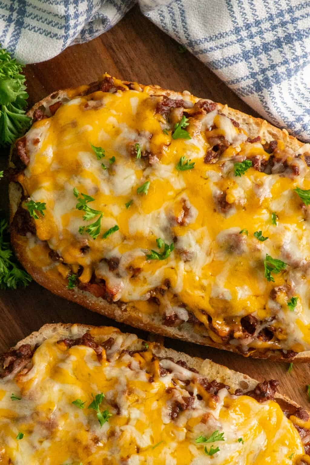 Sloppy Joe Garlic Bread - The Cooking Duo